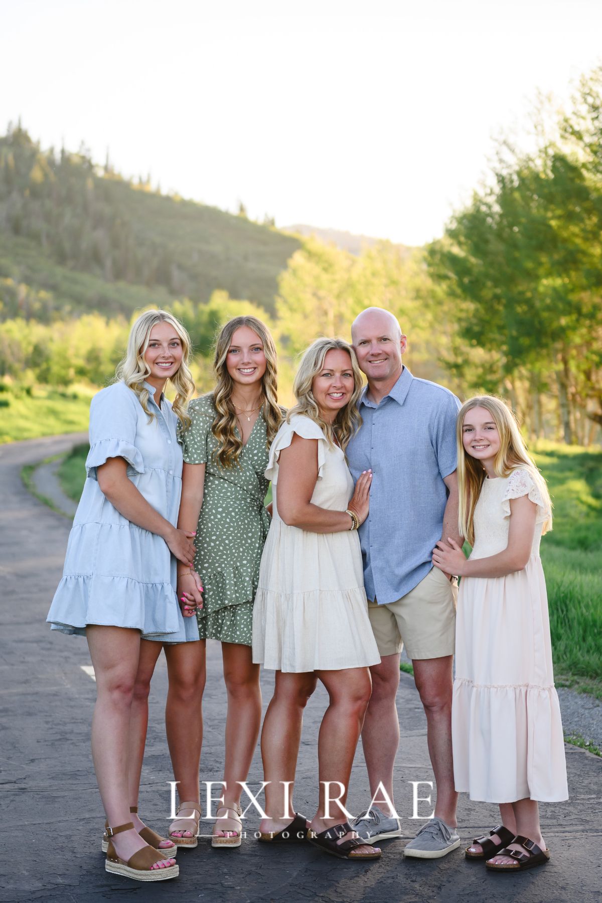 Posing Tip: Get Close - Lexi Rae Photography