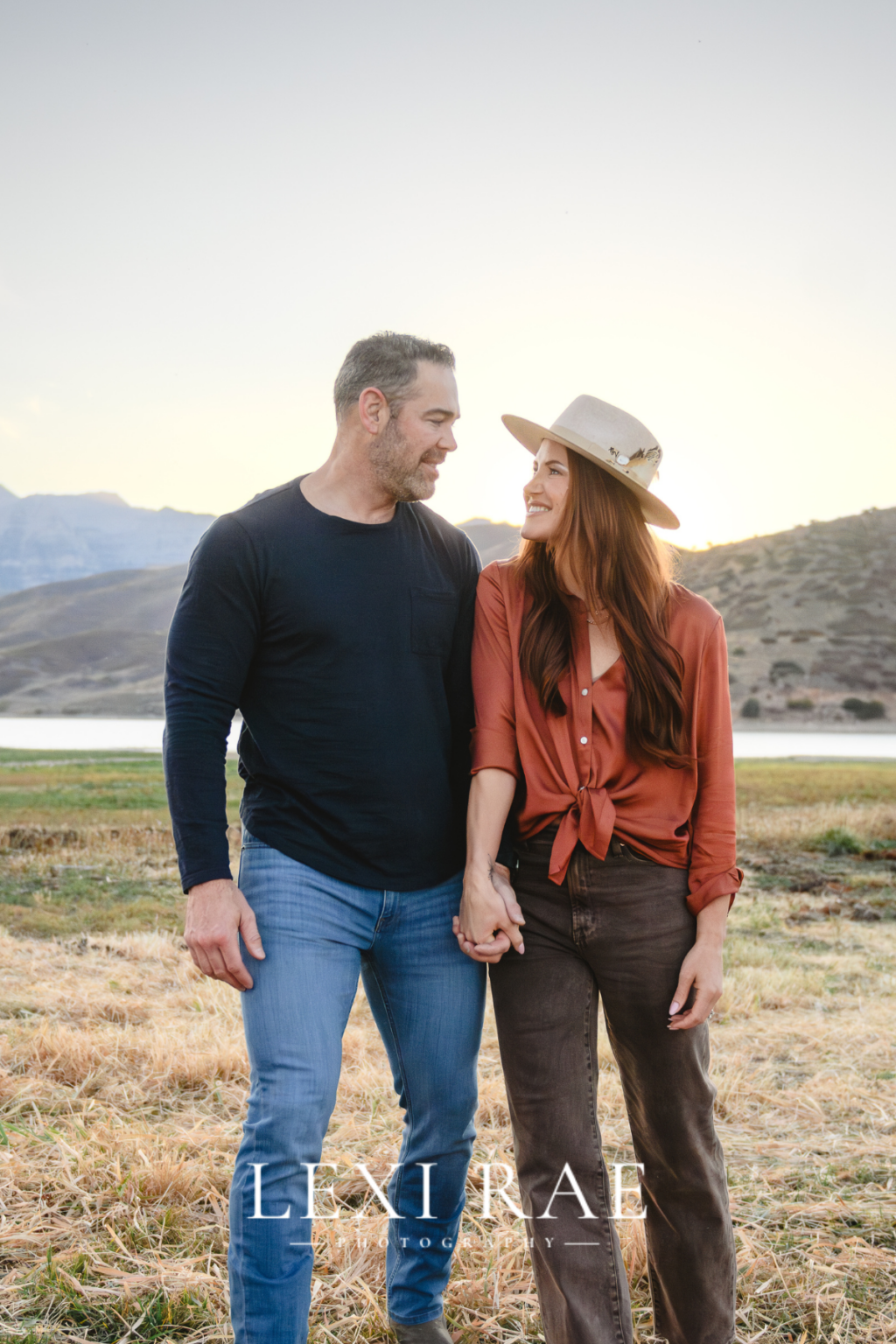 Simple Tips for Posing with Your Kids - Lexi Rae Photography