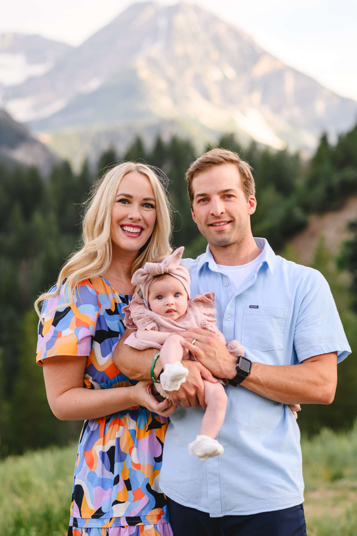 How To Wear Bold Prints in Your Family Photos - Lexi Rae Photography